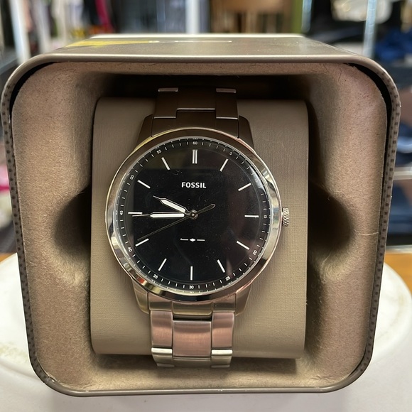 Fossil | Accessories | Fossil Silver And Black Watch | Poshmark